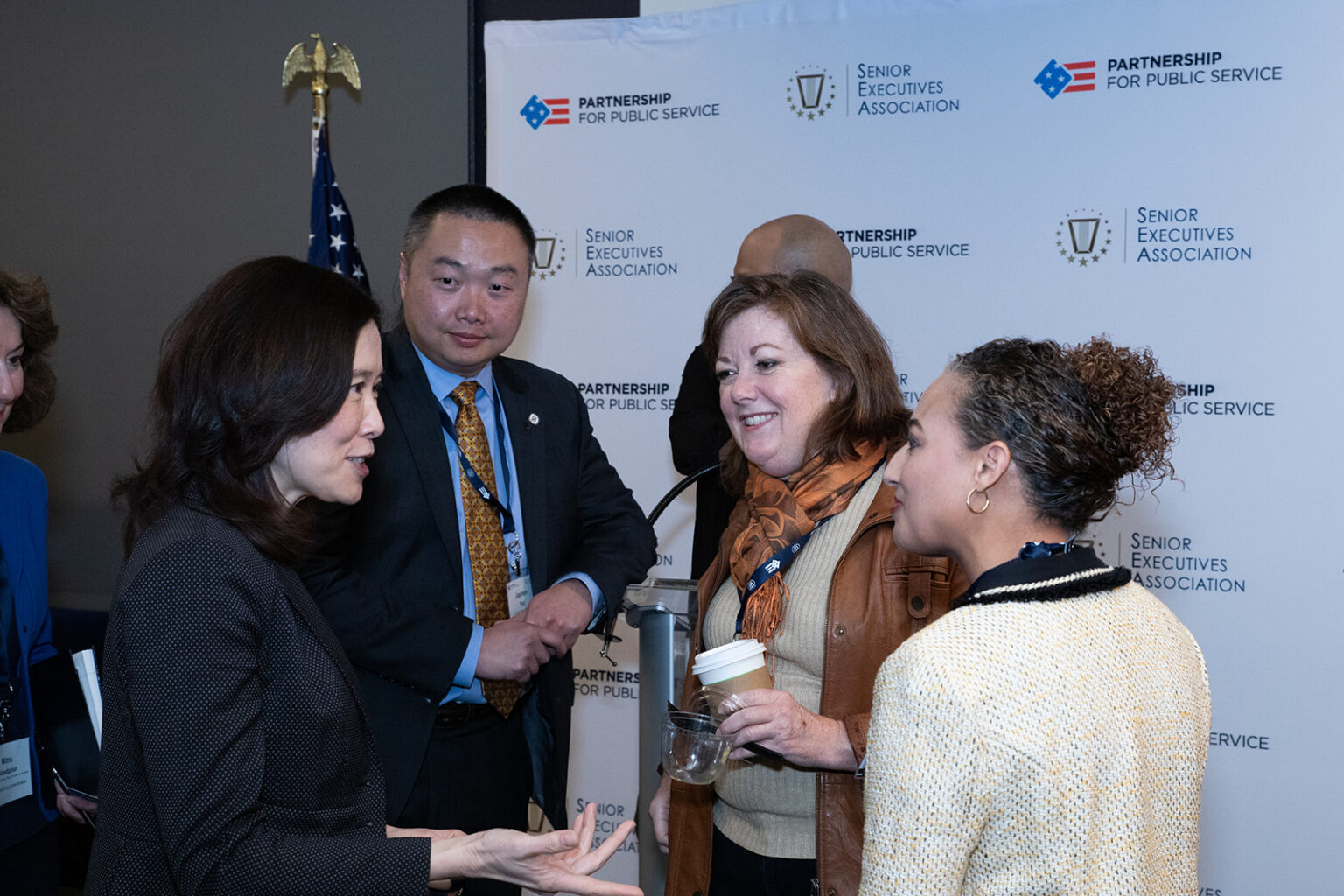 How federal executives can break boundaries to lead effectively